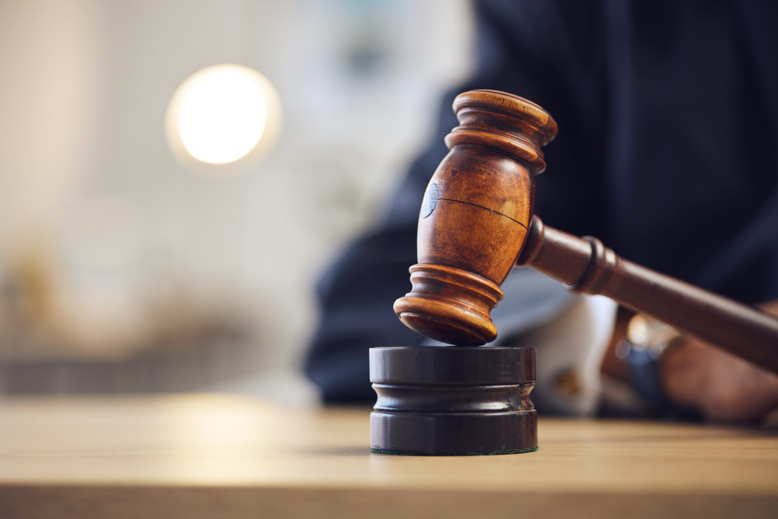 DEMOCRAT CHARGED – ICE Assault ALLEGED! - Independence Papers